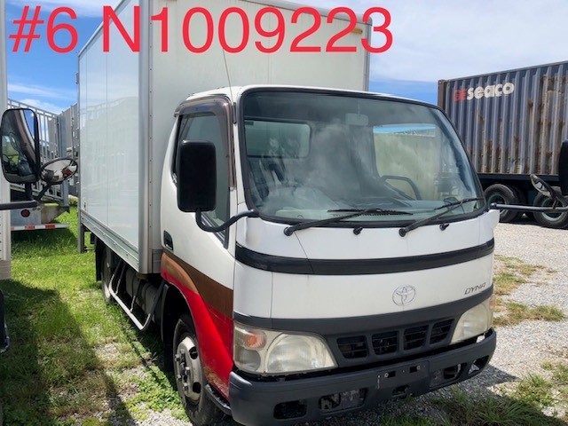 MCCS N1009223 2006 TOYOTA DYNA, 2T BOX TRUCK